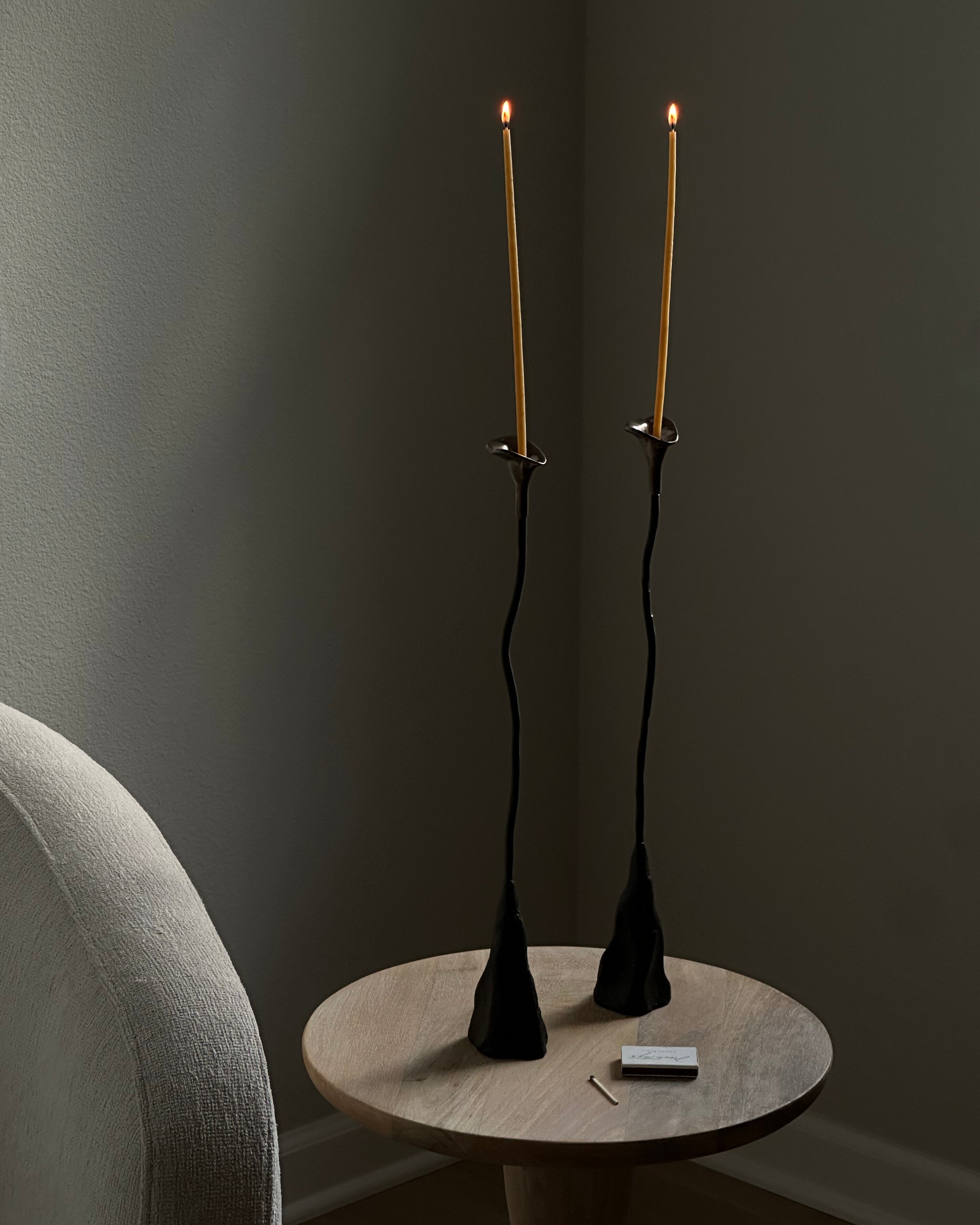 Iron Ferra Rose Taper Candle Holders Set of 2 - Bronze – Belaré Home